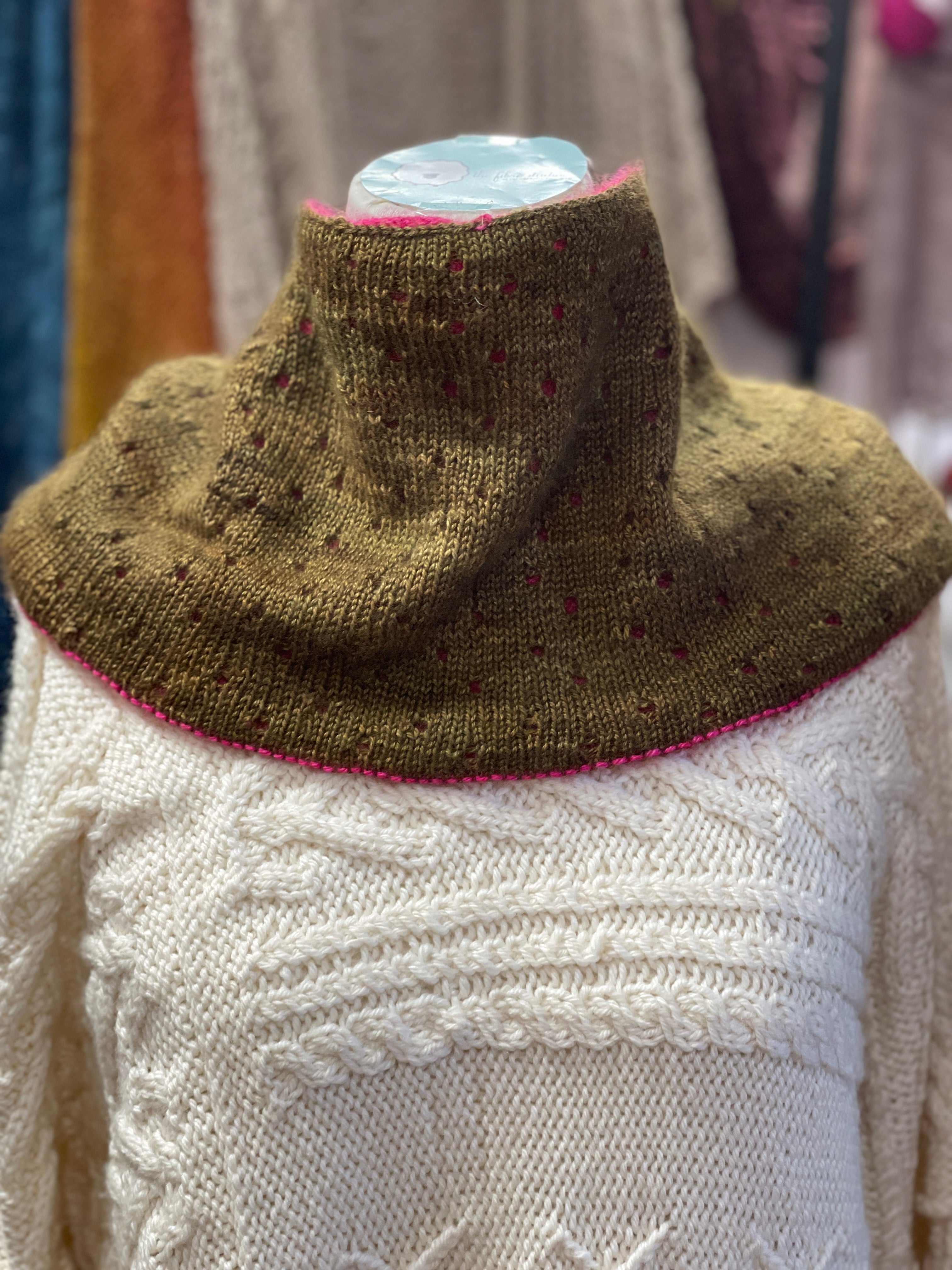 Eyelet Cowl - Sample Kits – The Fibre Studio at Yarns to Dye For