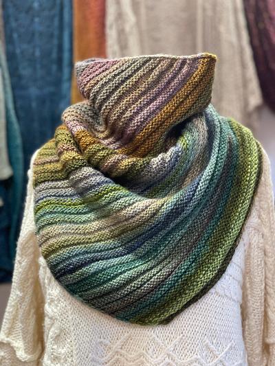 The Traveler Cowl Kit - Sample Kits – The Fibre Studio at Yarns to Dye For