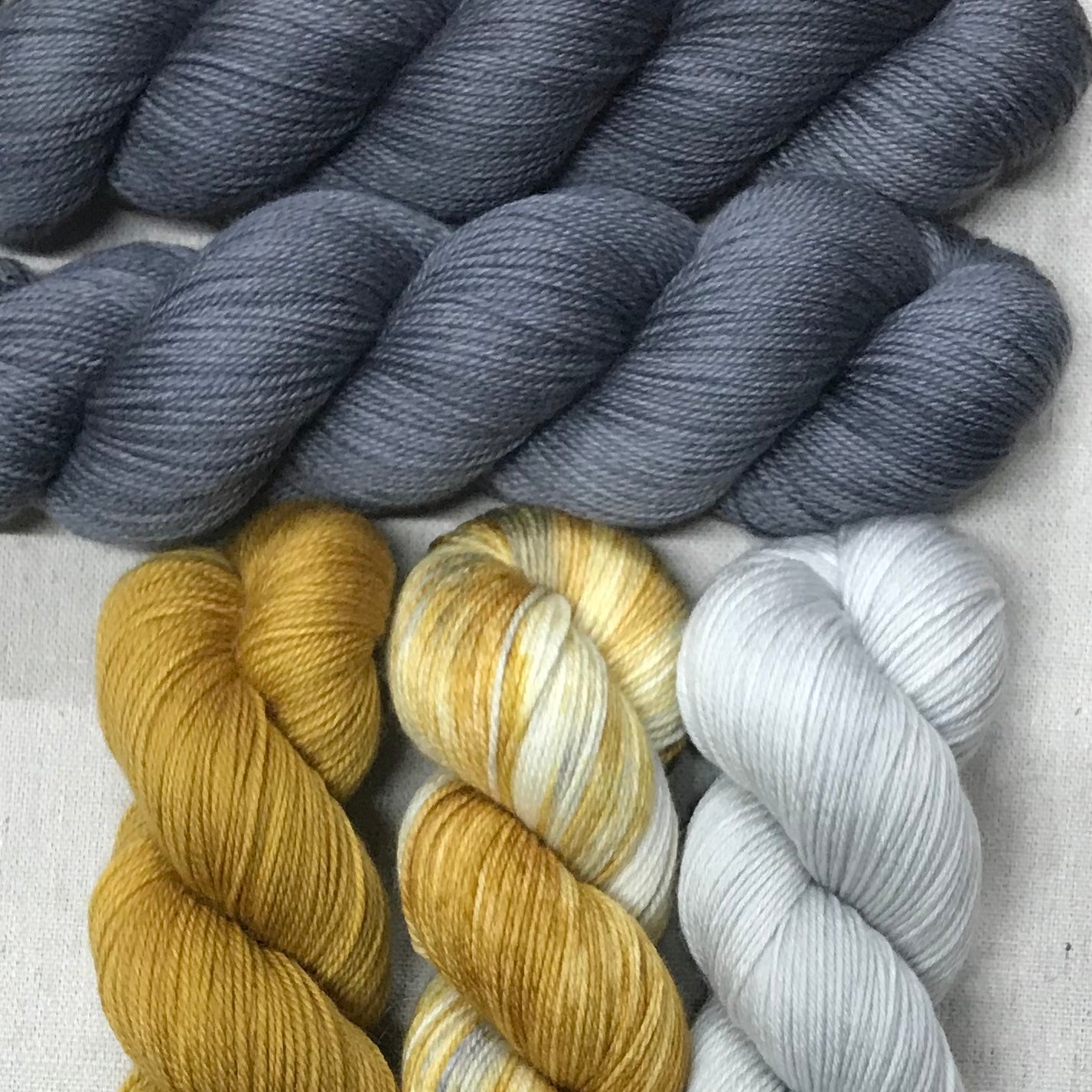 Kestrel - Slipstravaganza MKAL - Kits – The Fibre Studio at Yarns to ...